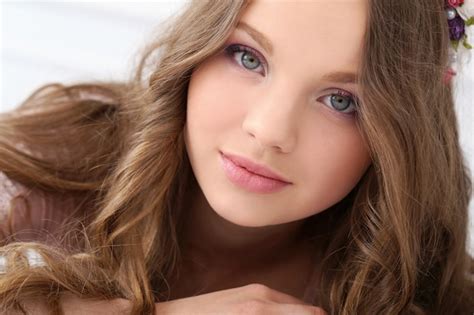 Free Photo Beautiful Woman With Cute Face