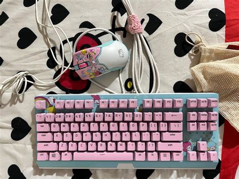 Authentic Razr Hello Kitty Keyboard And Mouse On Carousell