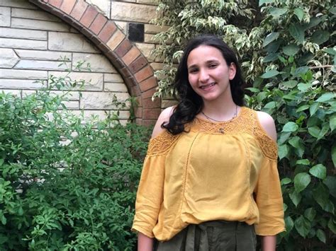 برة الملعب روبا دهشان هوايتى مشاهد المسلسلات الأجنبية وبحب أمينة خليل اليوم السابع