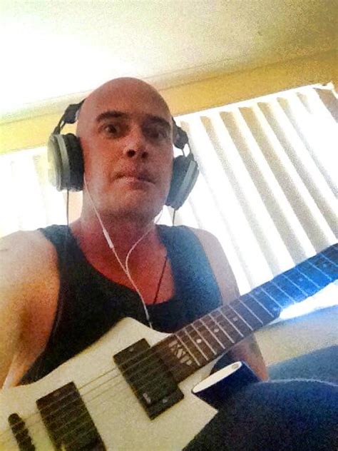 Dez Encyclopaedia Metallum The Metal Archives