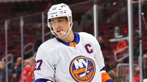 Ny Islanders Captain Anders Lee And Former Ny Jets Quarterback Invest