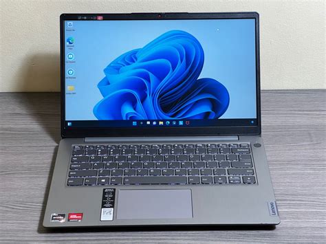 LENOVO IDEAPAD SLIM RYZEN U GB GB SSD GB AMD Radeon FULL HD Computers Tech