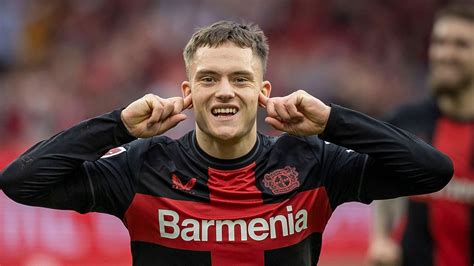 Florian Wirtz Von Bayer Leverkusen Ist Spieler Der Saison 202324