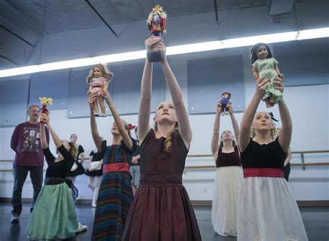 Tustin Dance Center ‘nutcracker Performers Rehearse Weekend