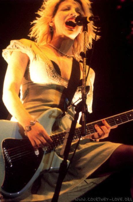 Courtney Love On Stage With Hole 1995 Courtney Love Courtney Love