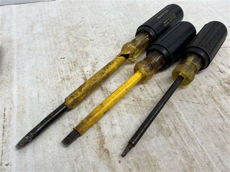 15 Klein Screw And Nut Drivers Used Albrecht Auction Service
