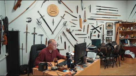 გიგი თევზაძე კანონიერ ქურდებზე Youtube