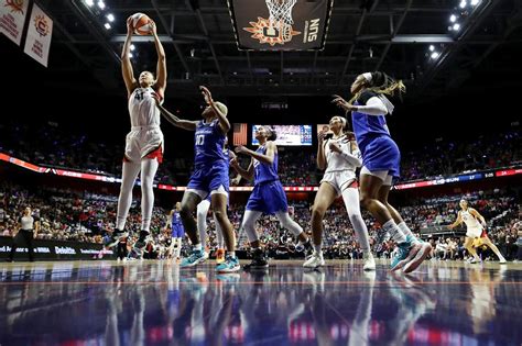 Former Eastern Iowa High School Star Is A Wnba Champion
