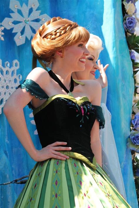 Pin Von XingSheng Tang Auf Disney Princess Cosplay