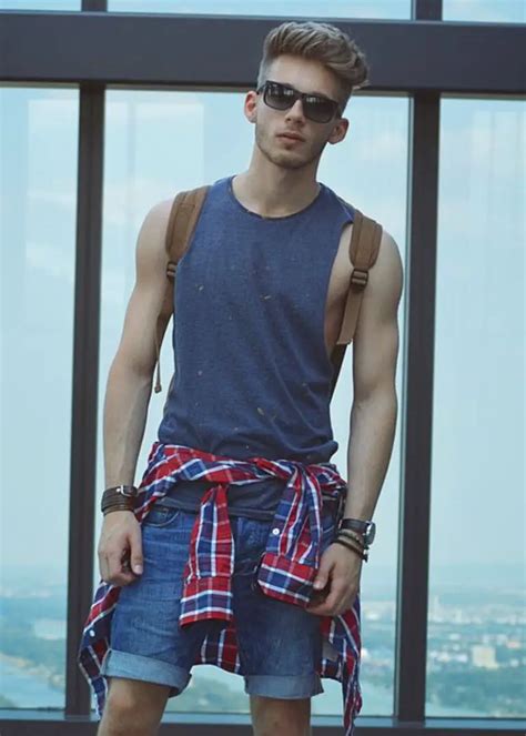 Los Mejores Looks Masculinos Con Pantalones Cortos Vaqueros