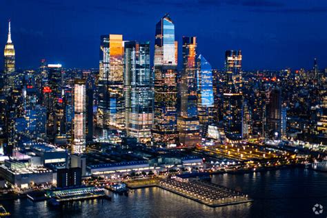 Hudson Yards Neighborhood Guide Living In Hudson Yards