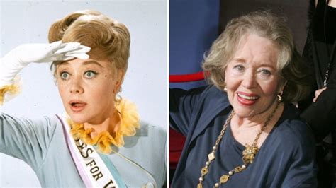 Who Is Still Alive From Mary Poppins