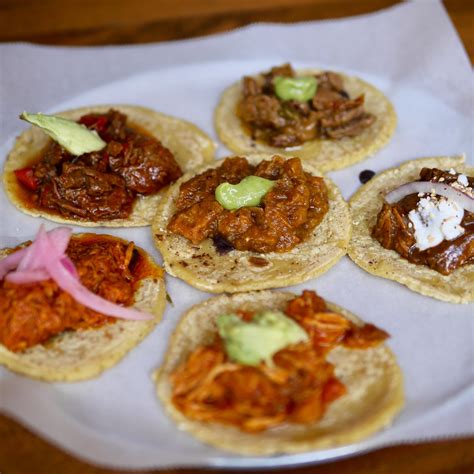 [i Ate] Mini Taco Sampler Food