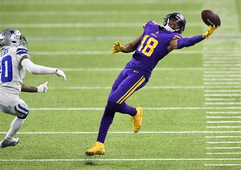 Justin Jefferson Upset With Madden 22 Rating Nfl Football Players Minnesota Vikings Football