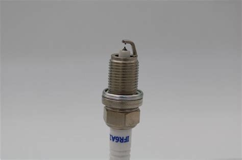 China 4589 IFR6A11 Iridium-Platinum Spark Plug Manufacturers, Suppliers ...