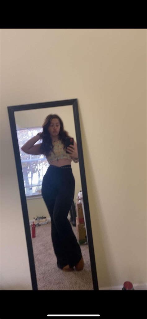 Anyone Seen More Of Her Leaks I Found Her Of In The Bio Tho R Postem