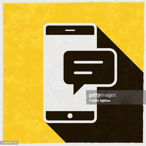 Long Text Bubble Photos And Premium High Res Pictures Getty Images