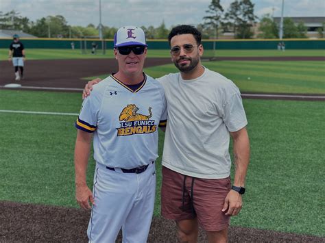 Ryan Broussard Ryan J Broussard • Instagram Photos And Videos