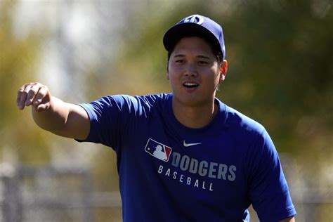Watch Shohei Ohtani Shows Off Unseen Side During Spring Training With Dodgers In Sweet Moment