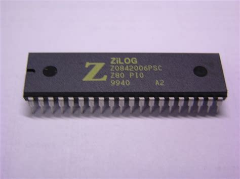 2 Genuine Vintage Zilog Z0842006psc Z80 P10 Cmos Parallel Input Output Ics Ebay
