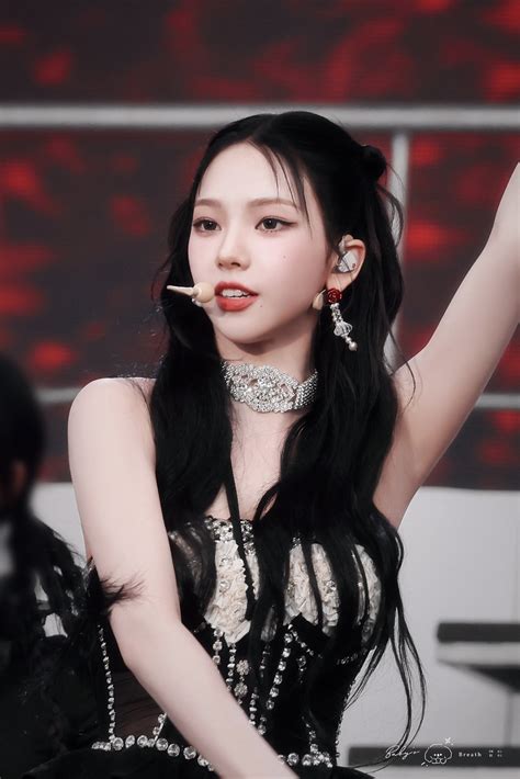 수출용 에스파 카리나 노출 수위 유머해