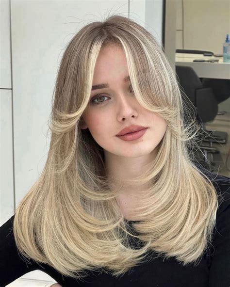 20 Stylish Curtain Bangs For All Hair Types 2026 Hairstyles Weekly