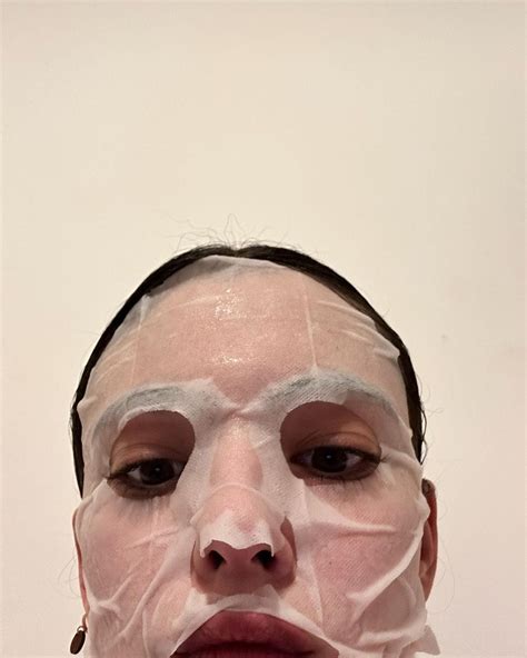 Se Il Selfie Di Deva Cassel Ci Ricorda Di Utilizzare Le Maschere Doposole