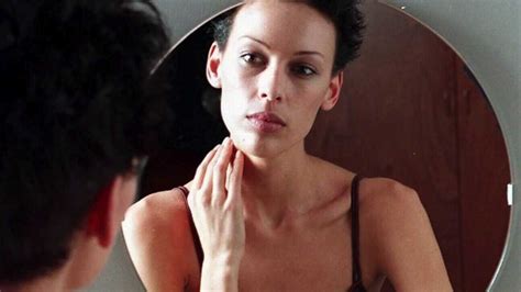 What Women Really See In The Mirror Youtube