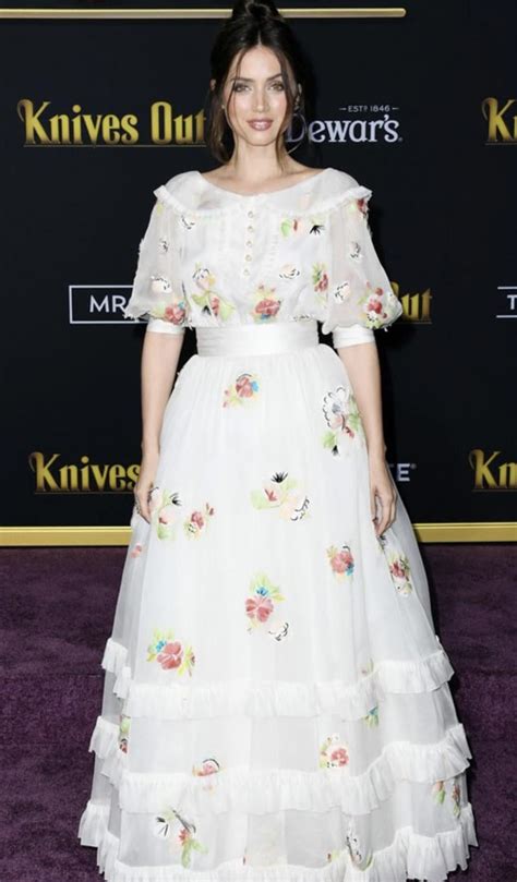 Ana De Armas Knives Out Premiere 111419 Ranadearmas