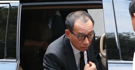 고 변중석 여사 제사 참석하는 정몽혁 현대종합상사 회장