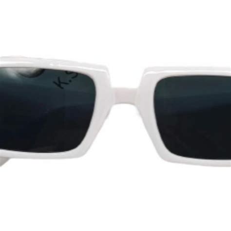 Grey Retro Rectangular Shades