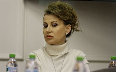 Илиана Раева се пусна по бански от гръцките плажове снимки Gongbg