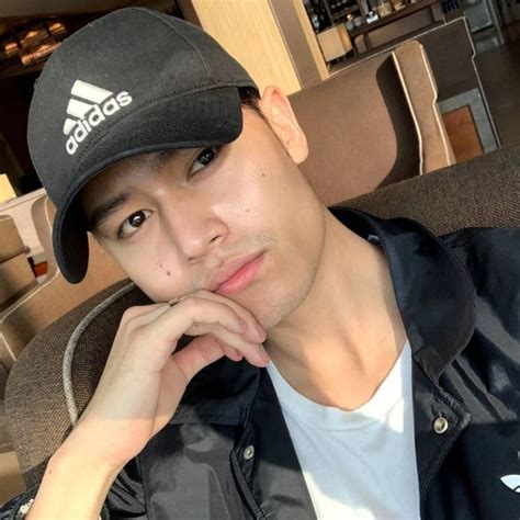 Dhiraj Magar Height Weight Age Girlfriend Facts Biography