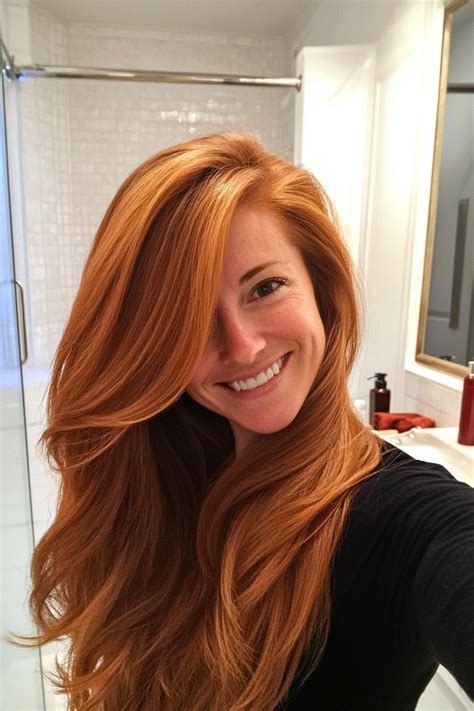 21 Stunning Hairstyles For Women Over 40 With Long Hair Creativebooster