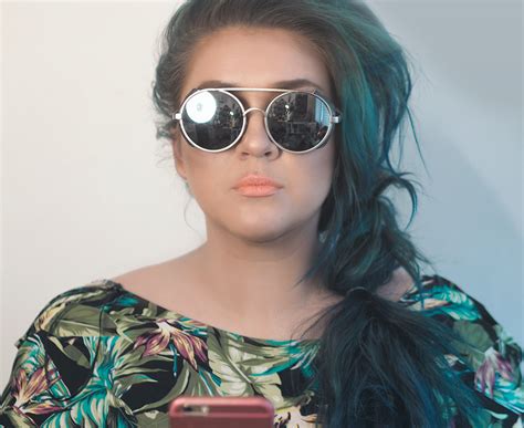 Saara Sarvas Kauneuden Kohtaamista Ammattilaisen Näkökulmasta Sitä Arkikäyttöön Kätevästi