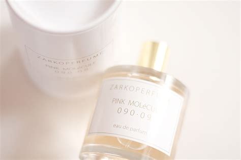 Летние ягоды в осенней Москве: Zarkoperfume 090.09 Pink Molecule, EDP ...