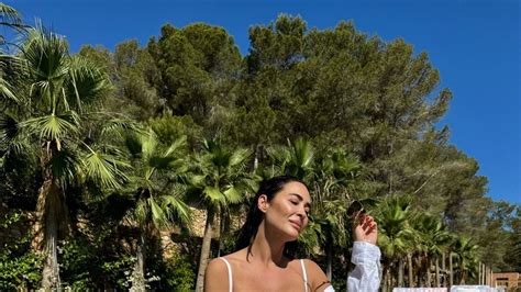 Vicky Martín Berrocal Sorprende Con Su Cambio Físico Llevando Un Bikini