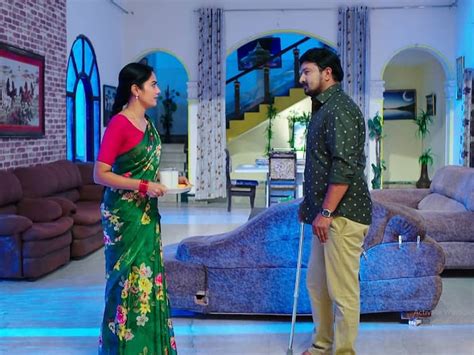 Devatha August 19th Episode 629 Written Update Today Episode Devatha August 19th Update