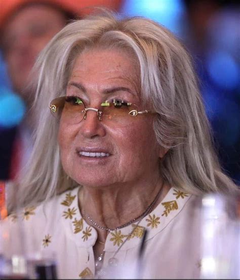 Zevi שתפו דר״ מרים אדלסון כבוד זאבי רז Facebook