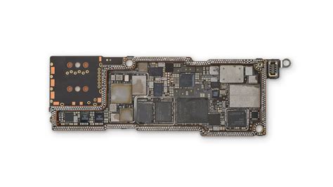 Apples Plans To Use Iphone Memory Chips From Chinas Ymtc Have Been Canceled Thanks To Tighter