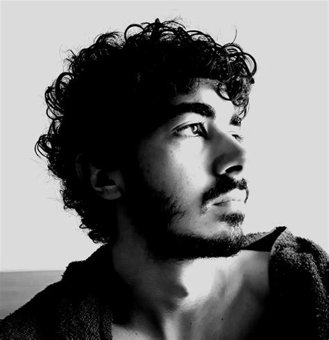 André Romero Fernandes Medium