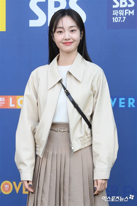 김혜준 이 미소 사랑할 수 밖에 엑s Hd포토 네이트 연예