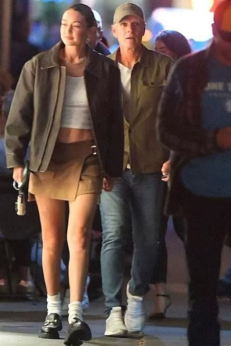 Gigi Hadid Clothes And Outfits Page 2 Star Style Celebrity Fashion