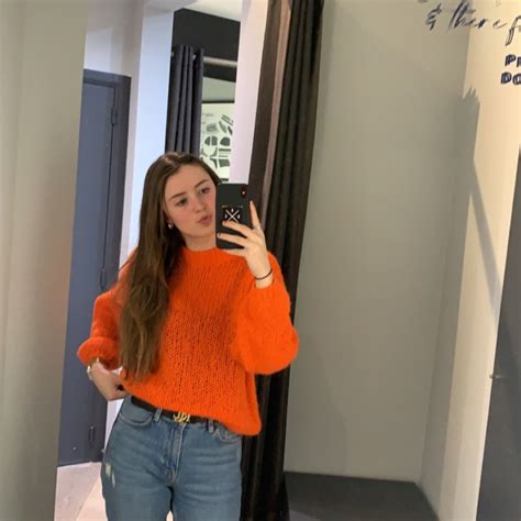 Maxine Decoster Linkedin