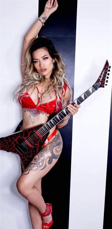 Kiki Wong Rmetalboners