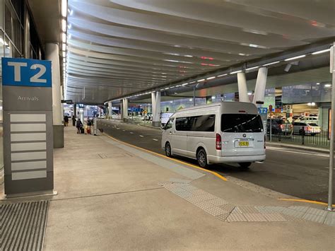Sydney Airport Shuttle Transfer To And From Cbd Hotels Getyourguide