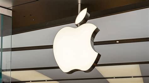 Apple Preparing 3 Year Modem Rollout In Bid To Outdo Qualcomm