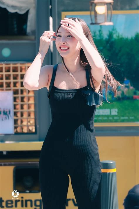 Nayeon Rnayeon