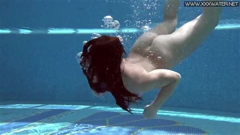Cute Average Body Babe Jessica Swimming Naked Free Porn Videos YouPorn