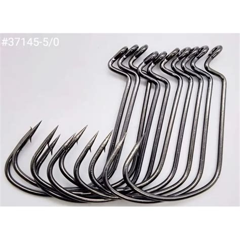 High Quality Fishing Bass Hook 10 Pcs Per Pack The Size Is 2inch Water